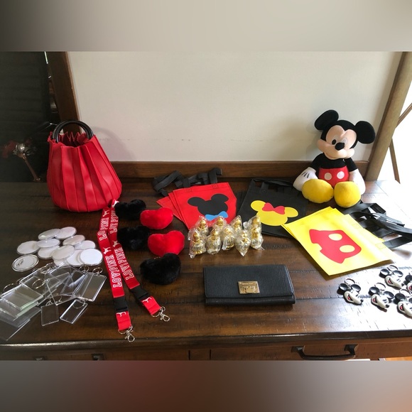 Disney | Party Supplies | Mickey Mouse Appreciation Bundle 6 Items ...